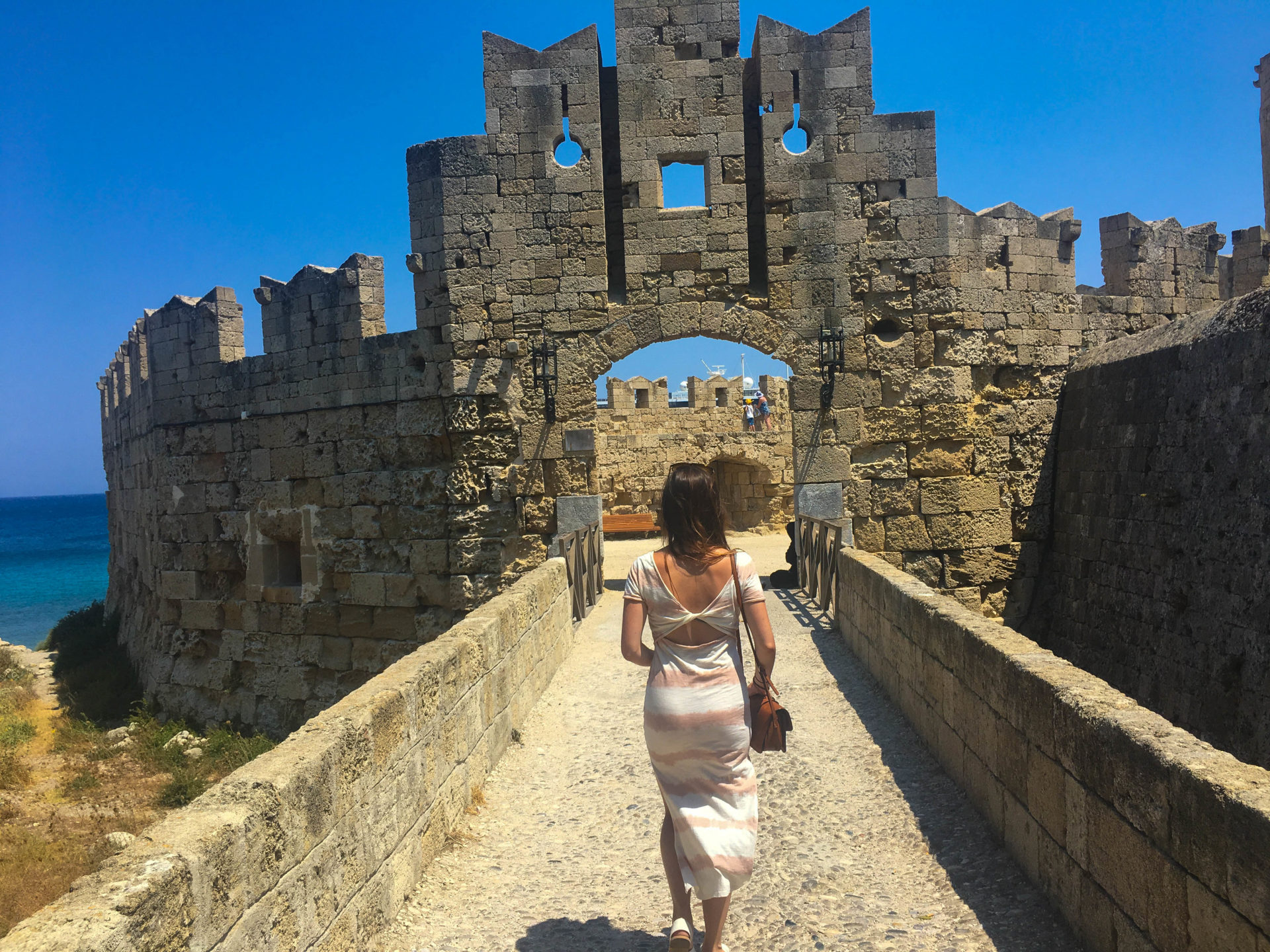 Tips for First Time Visitors in Rhodes 2024 - PMCAOnline