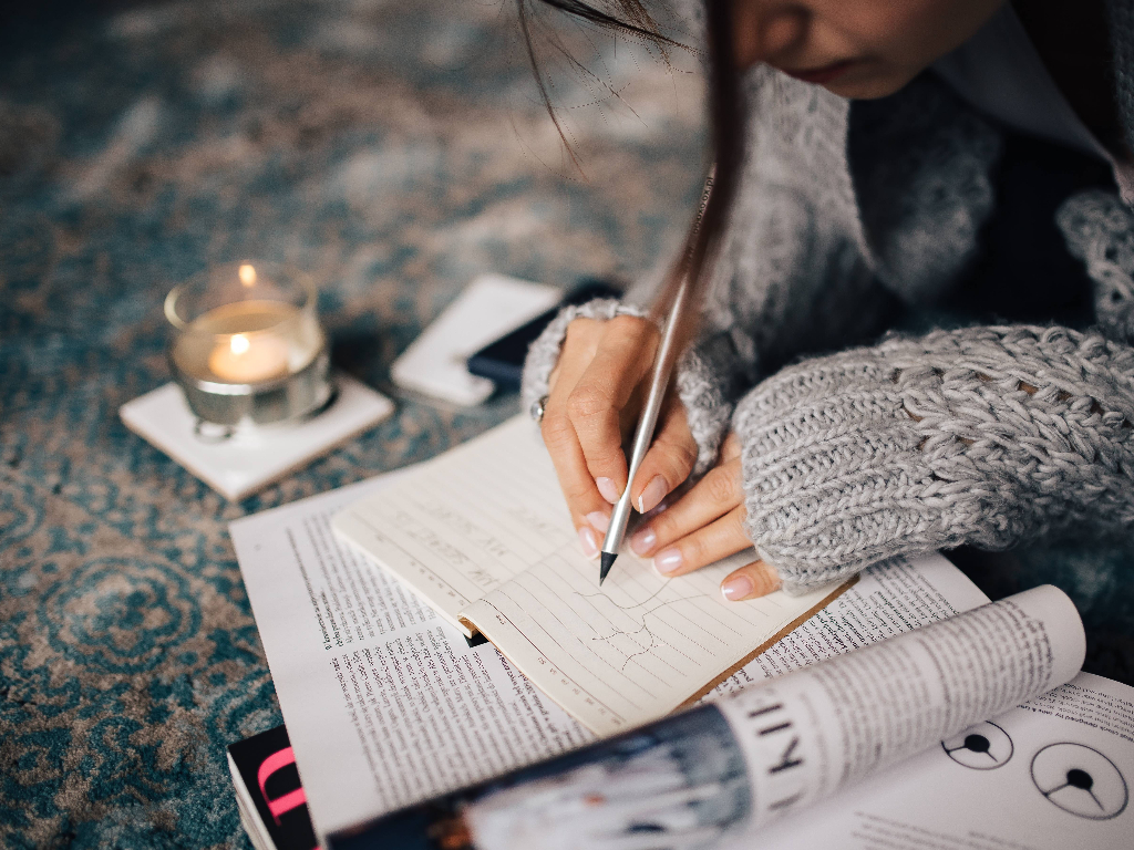 How Do You Proofread an Essay as an Expert? - PMCAOnline