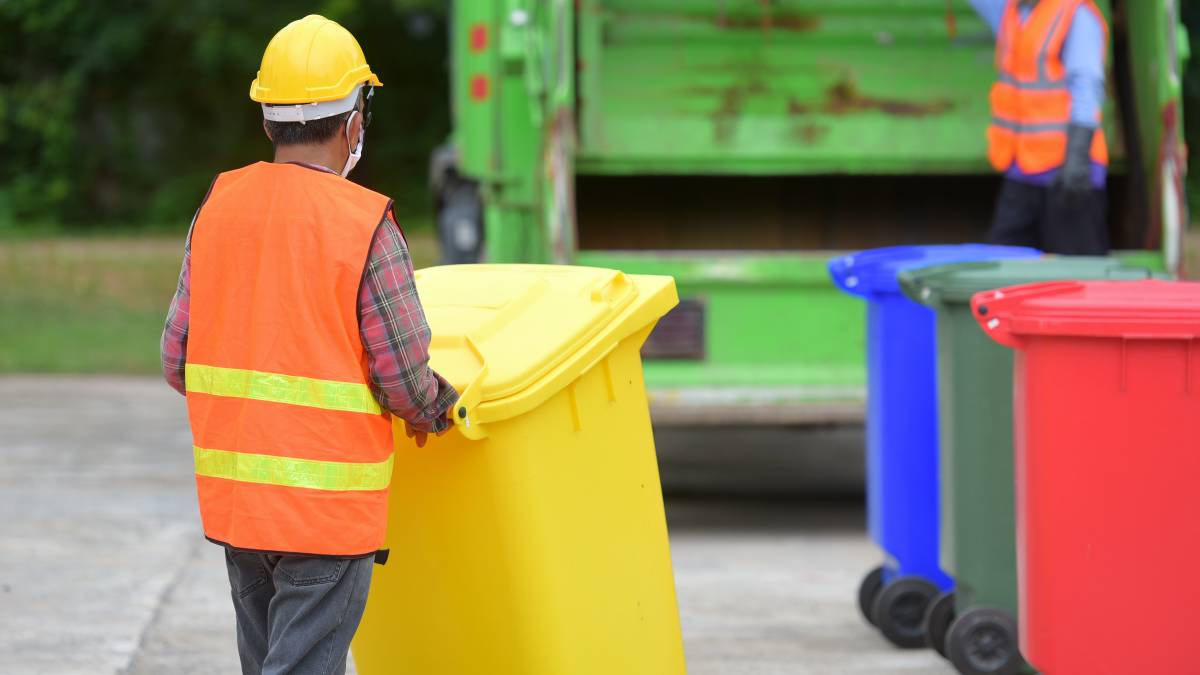 3 Important Things That A Professional Rubbish Removal Follows - PMCAOnline