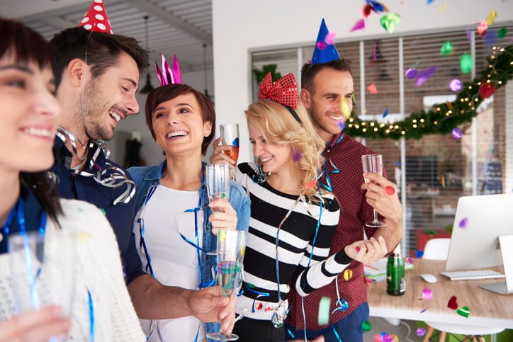 8 Small Details for Hosting a Party That Make a Big Difference - PMCAOnline