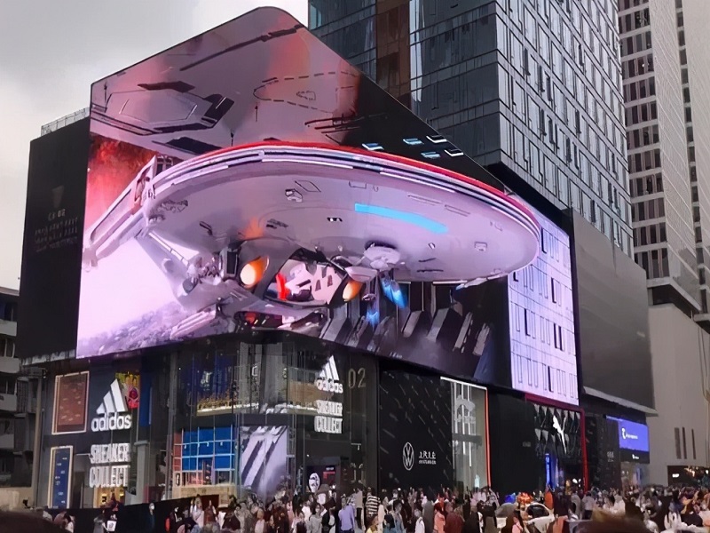 All the Different Types of Digital Signage - PMCAOnline