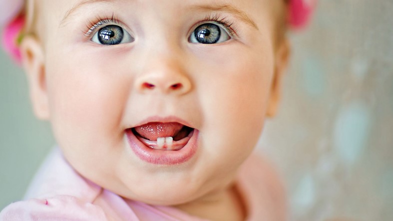 A Guide to Brushing Your Baby’s Teeth - PMCA Online