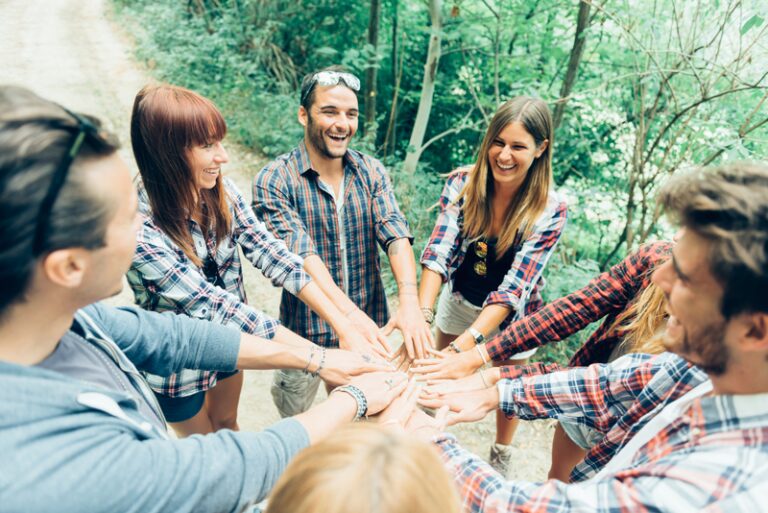 Your Ultimate Guide to Team Building this Summer - PMCAOnline