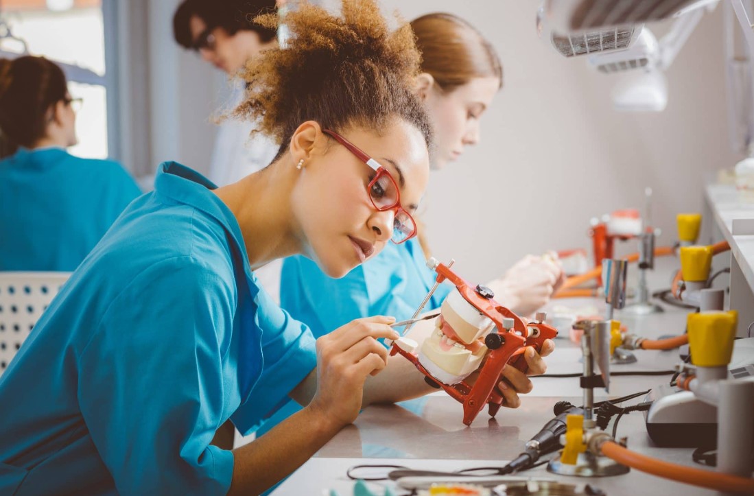 10 Useful Tips To Help You Prepare For The DAT - PMCAOnline