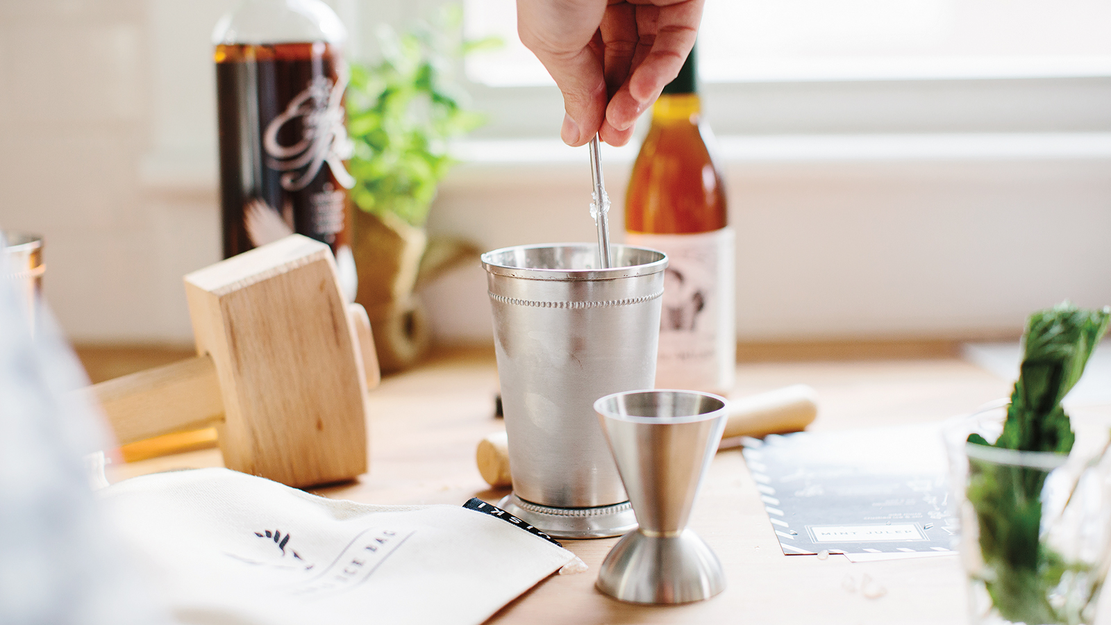 7 Reasons Why you should Try Cocktail Delivery - PMCAOnline