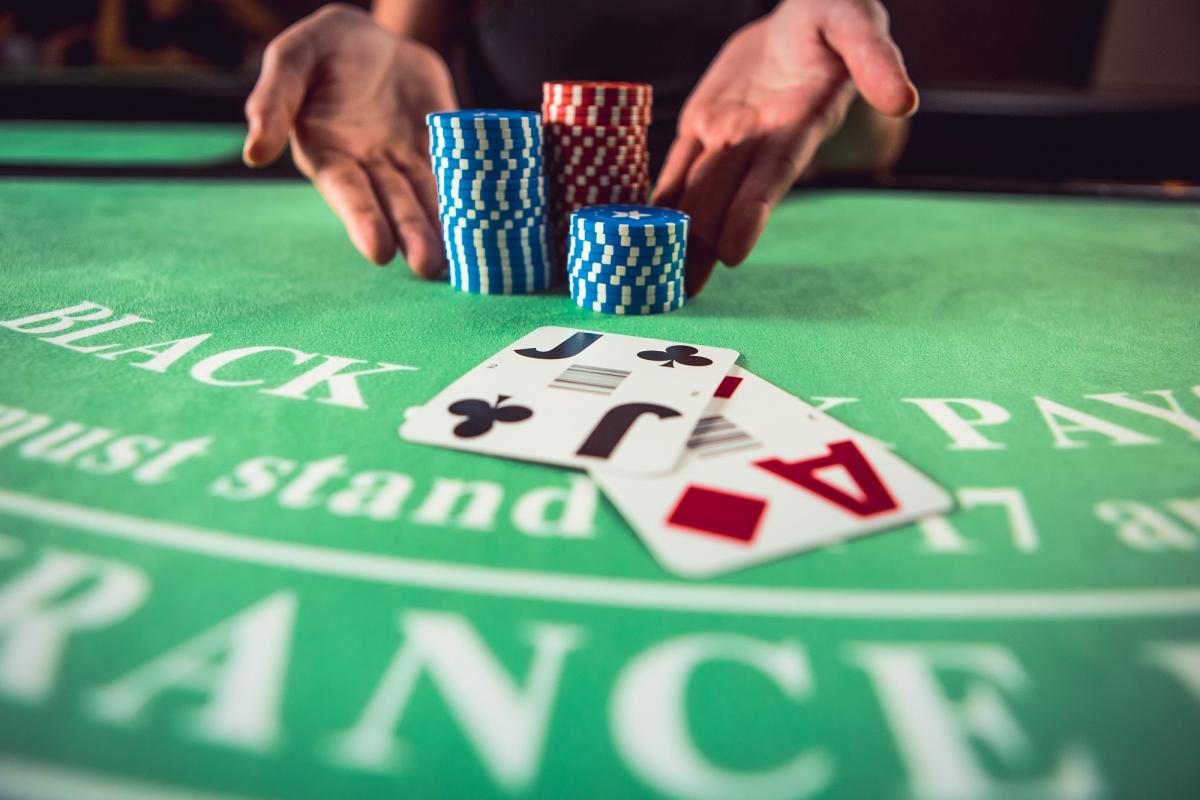 The Weirdest Way You Can Teach Math With Blackjack - PMCAOnline