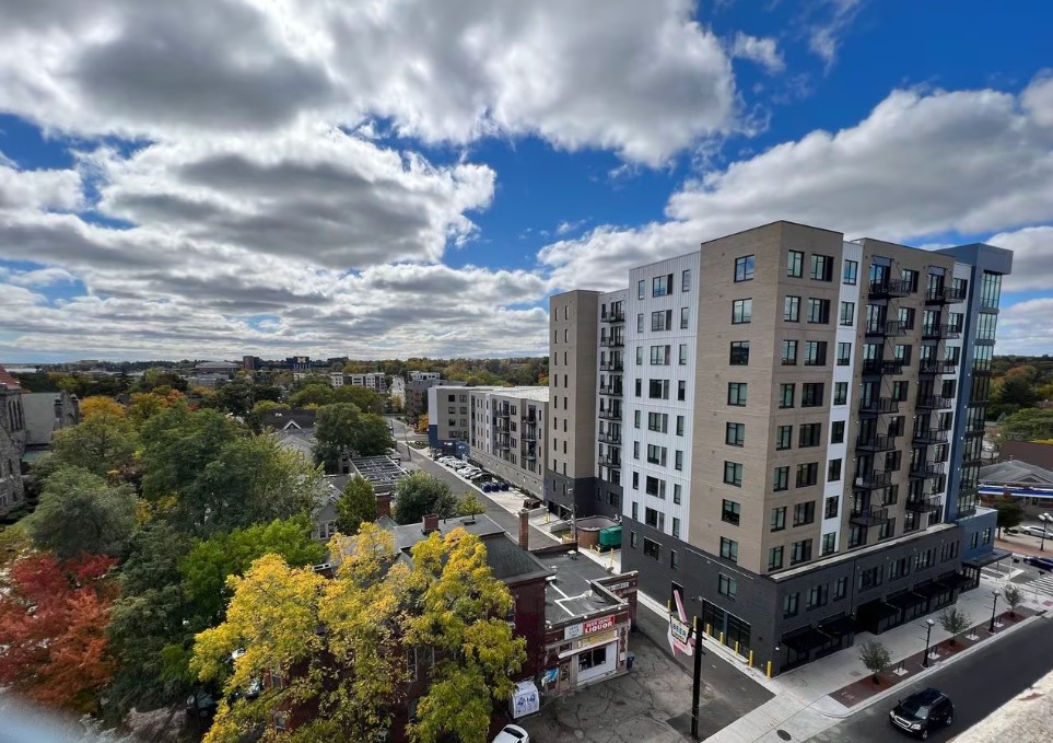 Unlocking the Essence of Minimalist Living ─ A Dive into the World of ...