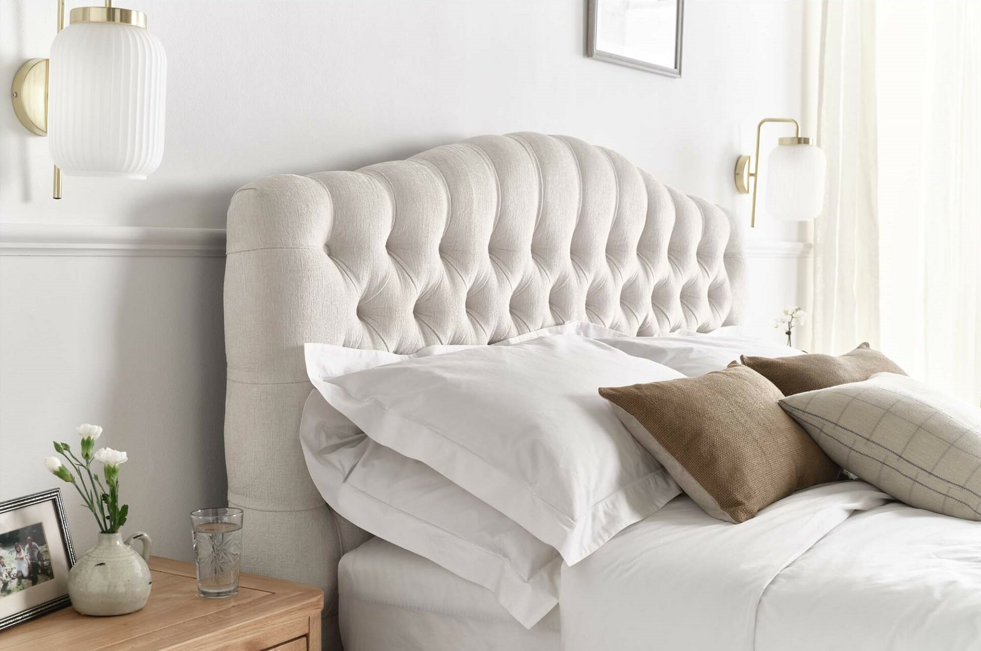How To Choose The Ideal Fabric Chesterfield Bed - PMCA Online