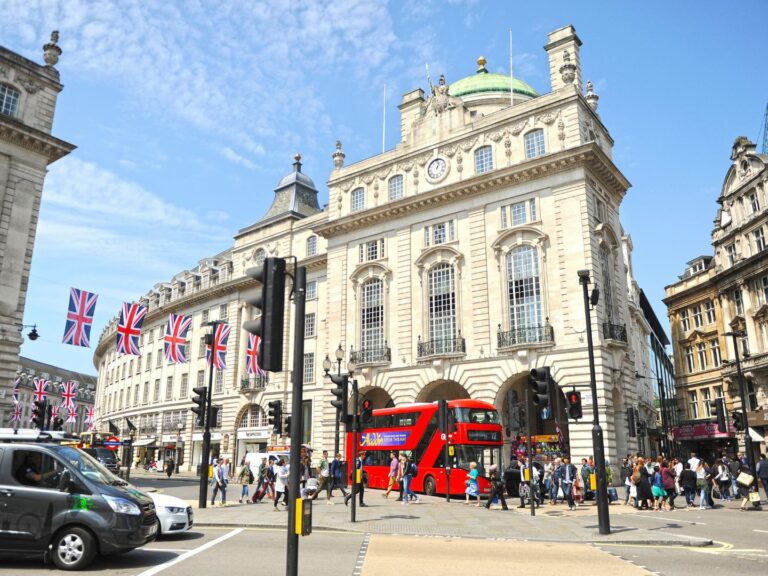 Landmarks in Progress ─ Architectural Visions Shaping London's Future ...