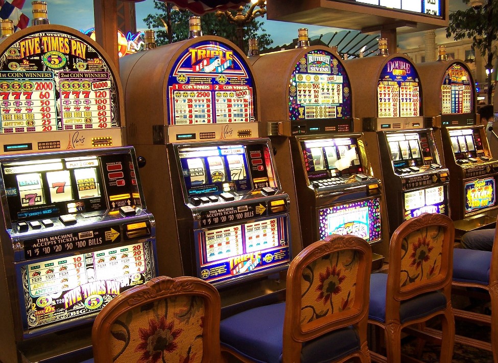 From Classic to Modern ─ A Historical Dive into Slot Machine Evolution ...