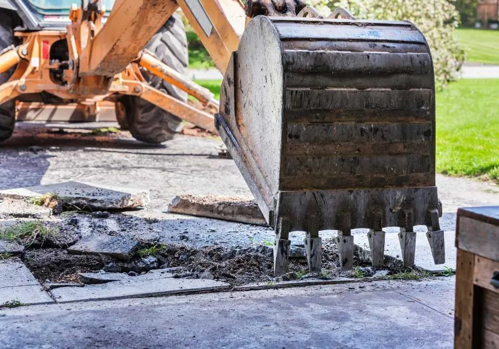 The Complete Guide to Driveway Removal – From Planning to Cleanup ...